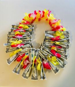 How to Make a Money Lei - Five Bags of Gold